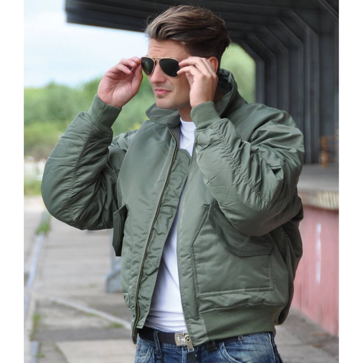Mil-Tec CWU Fliegerjacke Oliv M – wasserdicht Nylon - outdoorfan.de ...